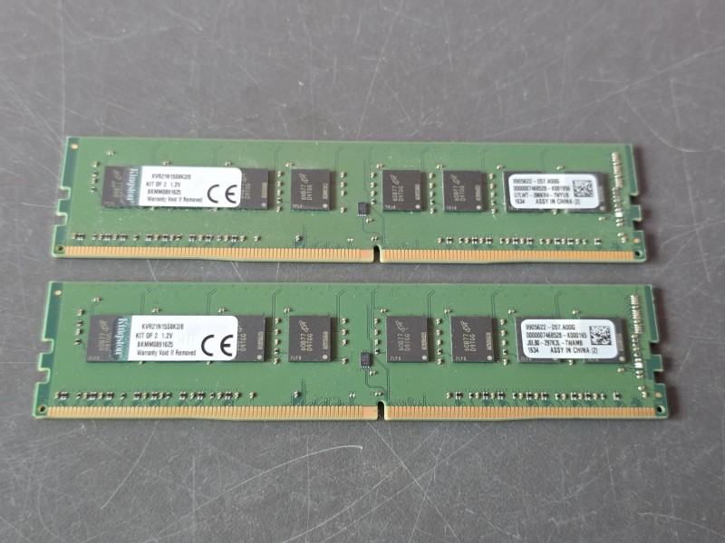 DDR4 Kingston 8GB (2 x 4GB)
