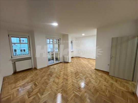 Centar – Petra Drapšina –73m² – 1. sprat sa liftom