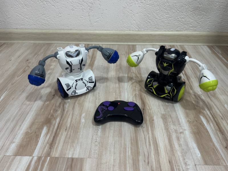 Robo Kombat 2 borbena robota + kontroler - PERTINI TOYS