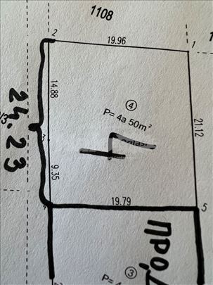 Prodajem plac u Boleču 4,5 ARI Vlasnik 1/1