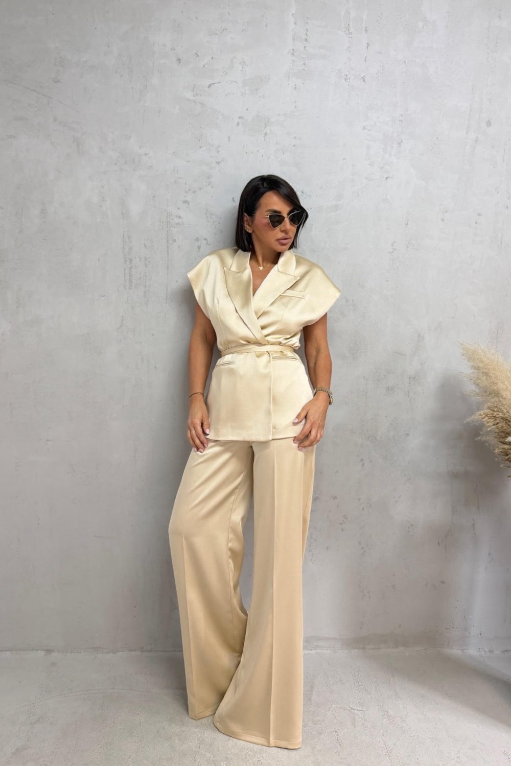 ELAINA CHAMPAGNE ELEGANTNI SATENSKI KOMPLET