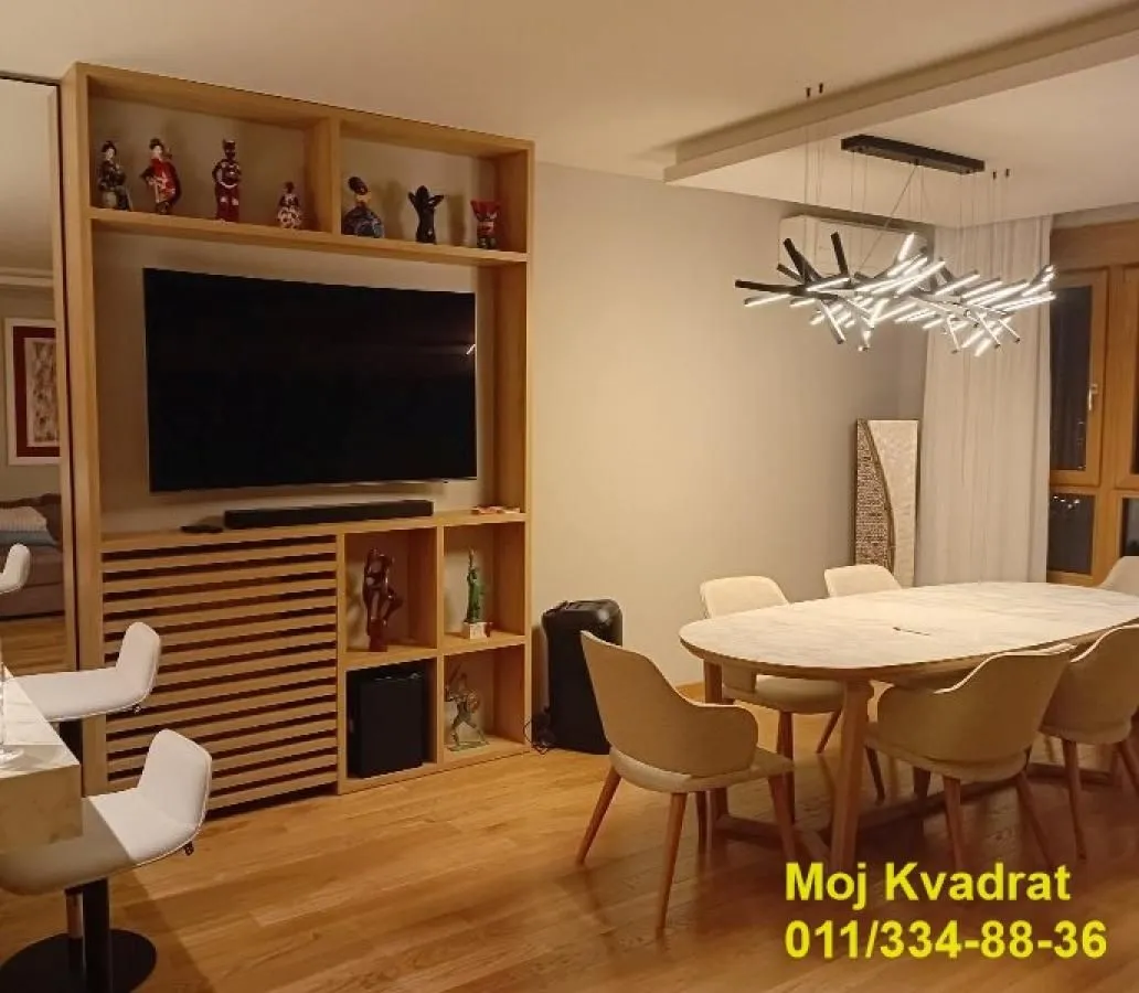 Izdavanje, trosoban stan, 98m², Novi Beograd Blok 65, Novi Beograd Sve Podlokacije
