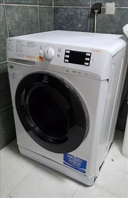 Indesit masina