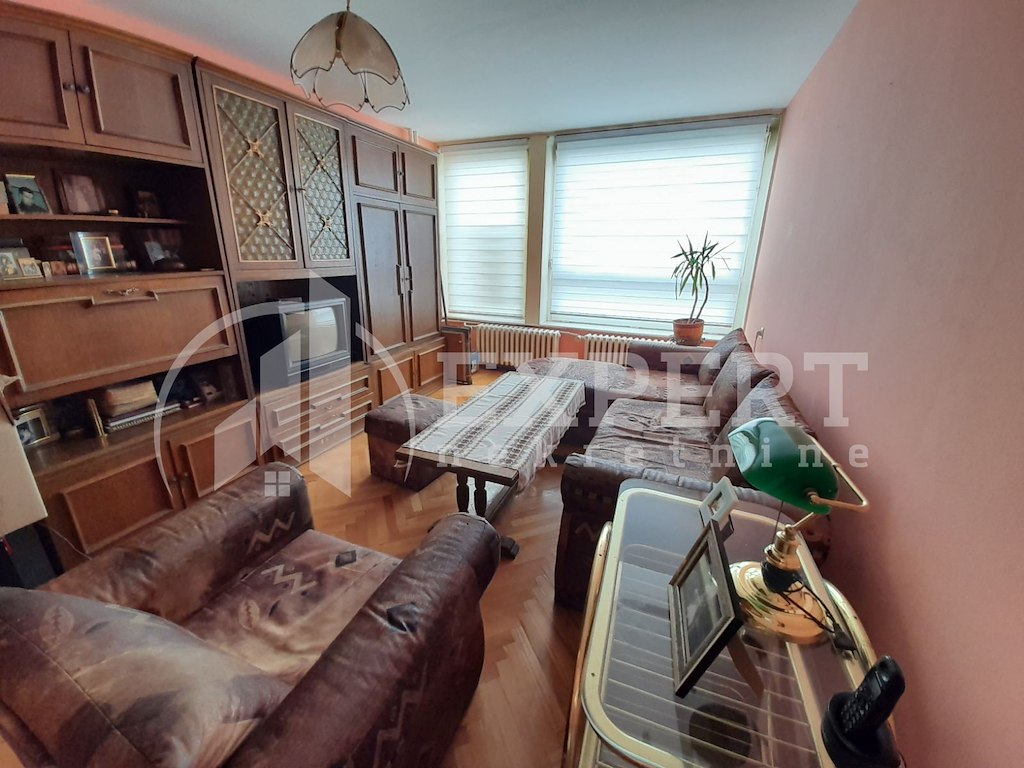 Dvosoban stan, 50 m2, Centar, Obrenovićeva ID: i-04272