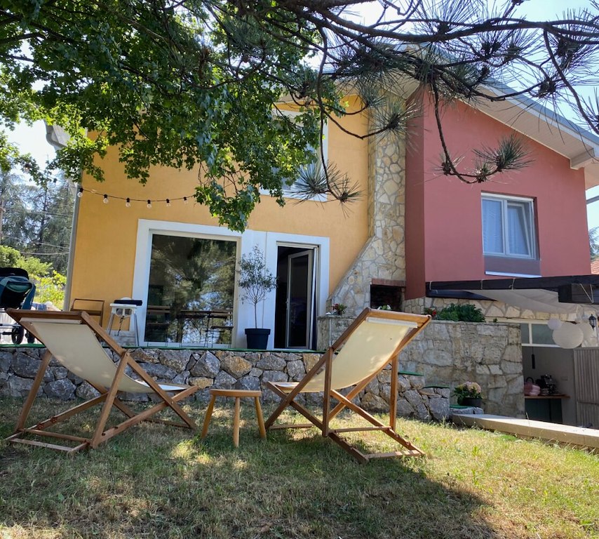 Aćimović home