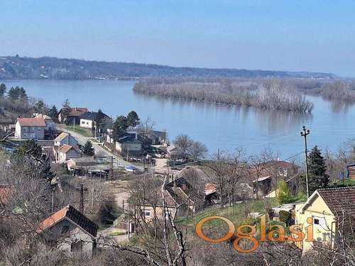 Odličan građevinski plac na Banoštoru