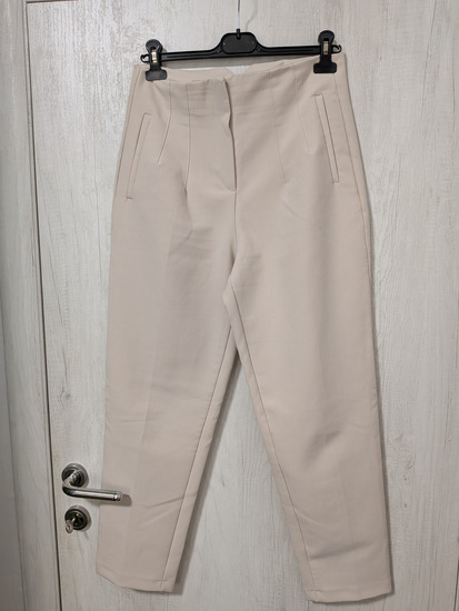 Elegantne krem pantalone