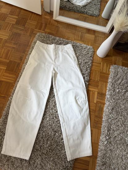 Zara pantalone NOVE 40