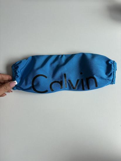 Calvin Klein kupaci S