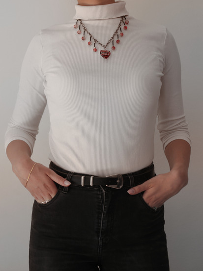 Klasična bela rebrasta rolkica