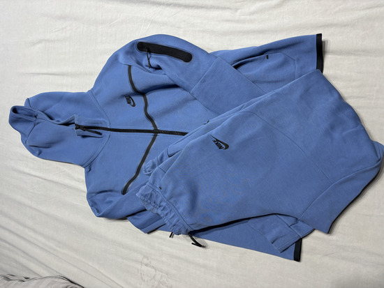Nike tech fleece trenerka