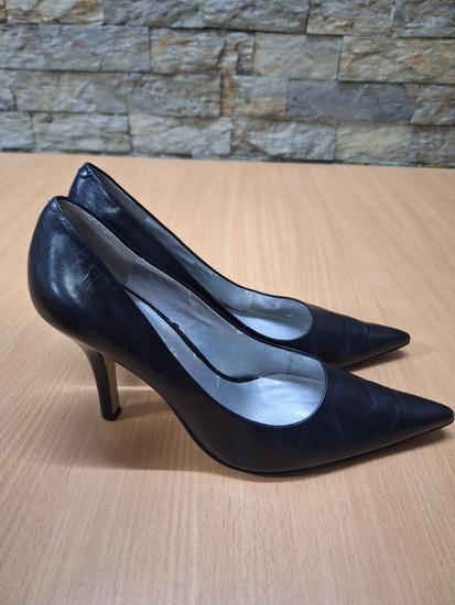   Sniženje  Crne salonke Nine West