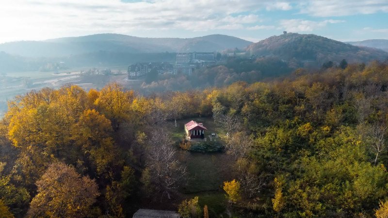 Izdajem kuću u Banji Vrdnik na Fruškoj gori