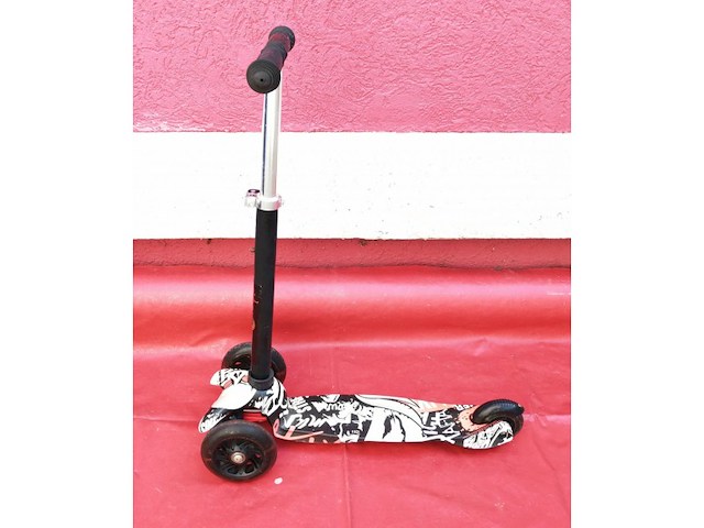 Trotinet Playtime Maxi Scooter