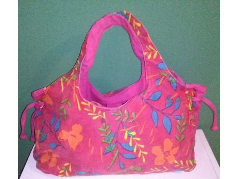 TSF Ženska tašna, 21,5cm visina tašne bez drške