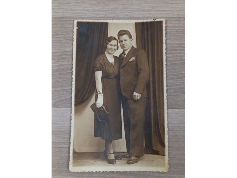 Vintage fotografija par Lajoš i Piroška