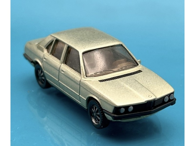 1:87 HERPA BMW 528i [OP-62]