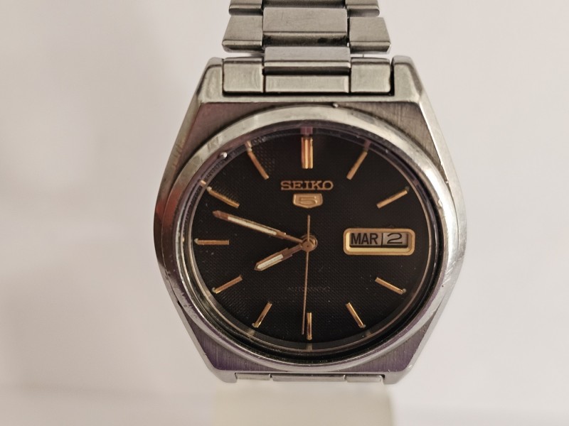 SEIKO 5 Automatic --Br.202