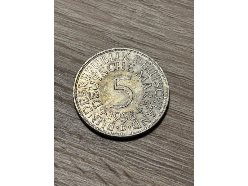 5 Maraka 1958, D