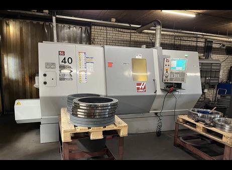 CNC strug Haas SL-40