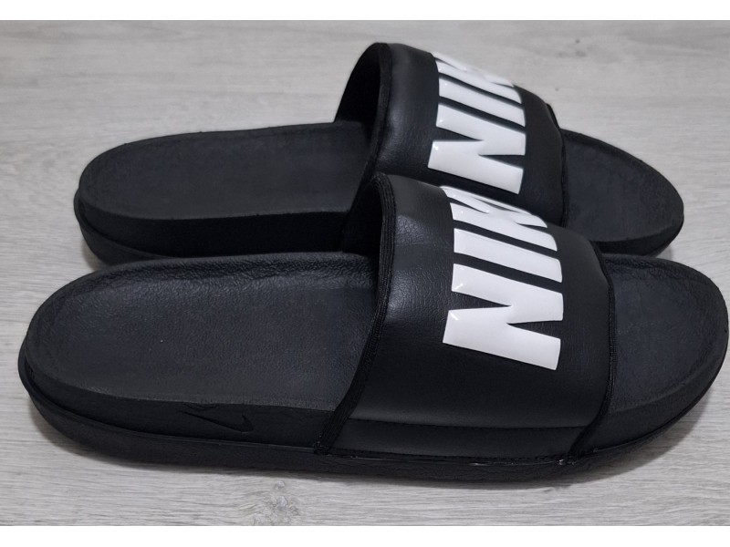 Nike Offcourt Slide papuce br. 36.5 - original