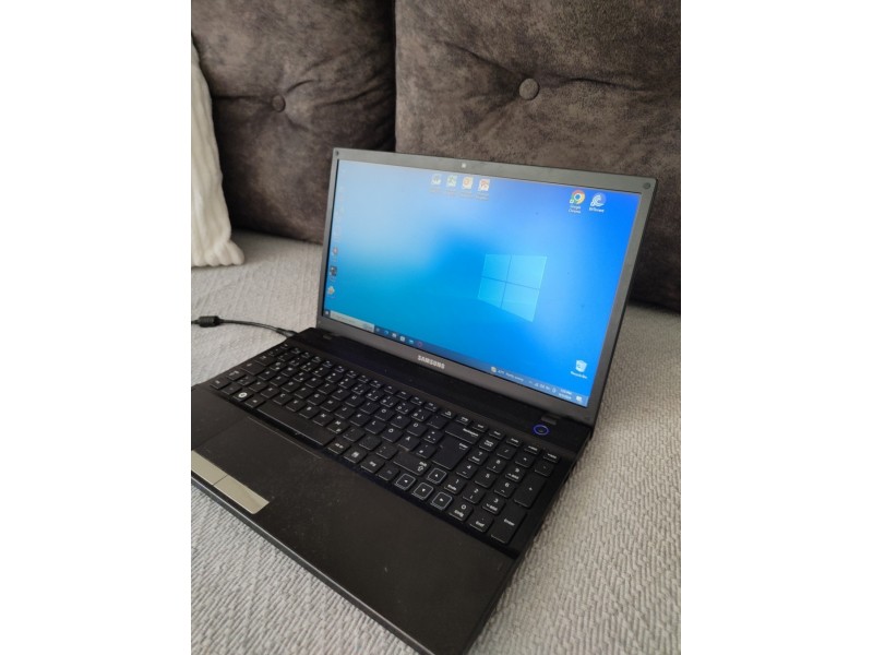 Samsung NP300v5v