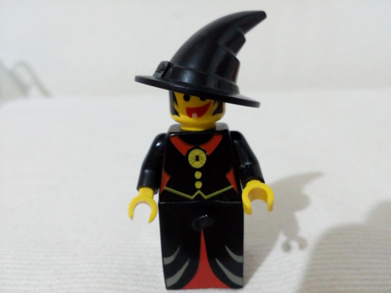 F23*LEGO FIGURA-CASTLE
