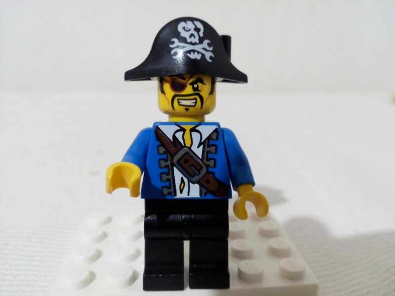 F45* LEGO FIGURA-Pirates