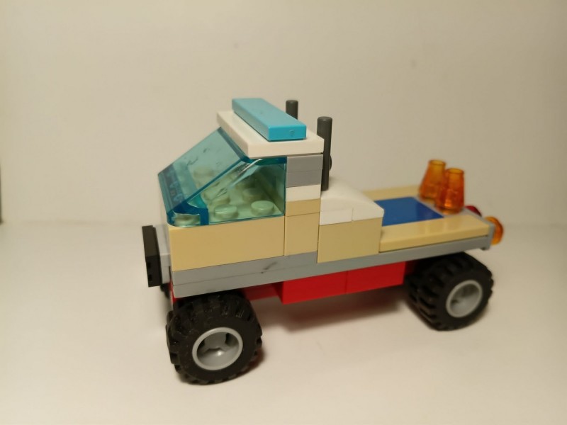 Lego minijature kamion