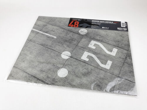 Red Fox Studio DB-48006 Modern NATO Airfield Type 7 (380 x 320 mm / Universal)