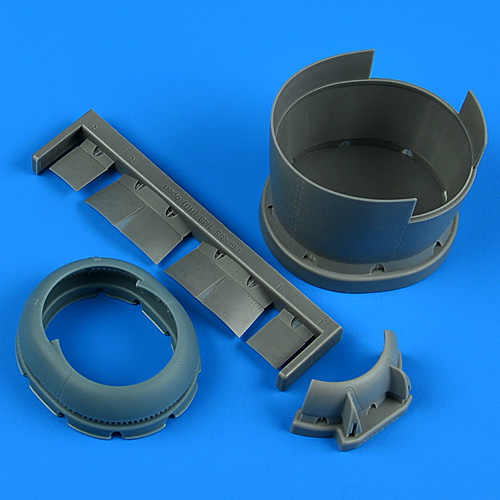 Quickboost 49207 Grumman F6F-5 Hellcat - Cowling and Cooling Flaps / OPENED (for Hobby Boss Kits)