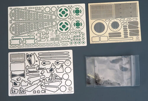 Hobby design HD02-0405 Suzuki RG400T Early Version 1985 - Detail Up PE Set (for Hasegawa 21509 Kit)