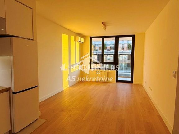Savski venac, Beograd na vodi, 3.0 stan, 71m2, 1400 EUR