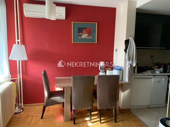 Kompletno namešten, pet friendly