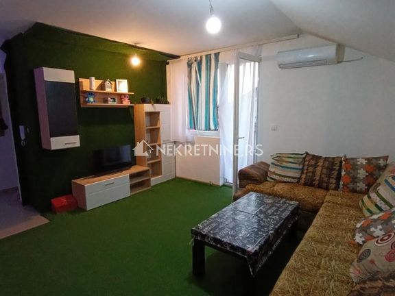 Ledine,izdaje se veći duplex ID#819050