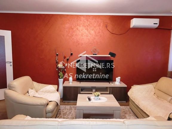 Voždovac, Stepa Stepanović, 3.0 stan, 75m2, 700 EUR