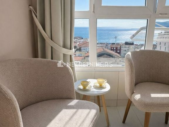 BUDVA, RAFAILOVIĆI – studio apartman sa fenomenalnim pogledom na more.