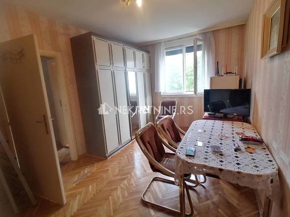 Voždovac, Braće Jerković, Garsonjera 23m2+podrum 20m2 ID#35851