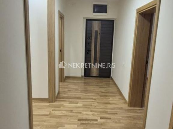 Na prodaju nov trosoban stan 92m² - Durlan