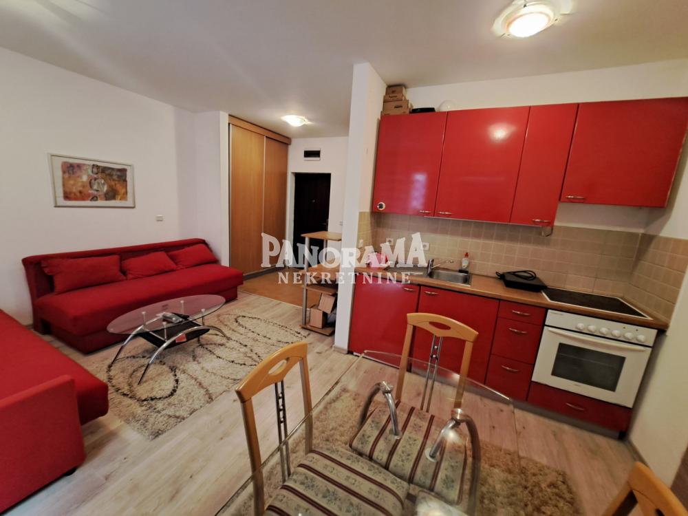 Mirijevo 3 ,0.5,26m2,namešten ID#3072
300 €