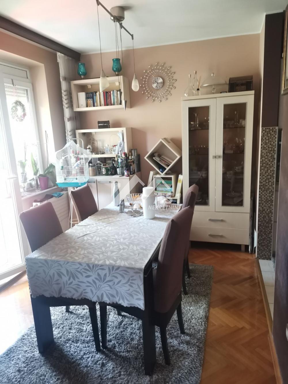 Izdaje se dvoiposoban stan sa parking mestom na Grbavici ID#6425
500 €