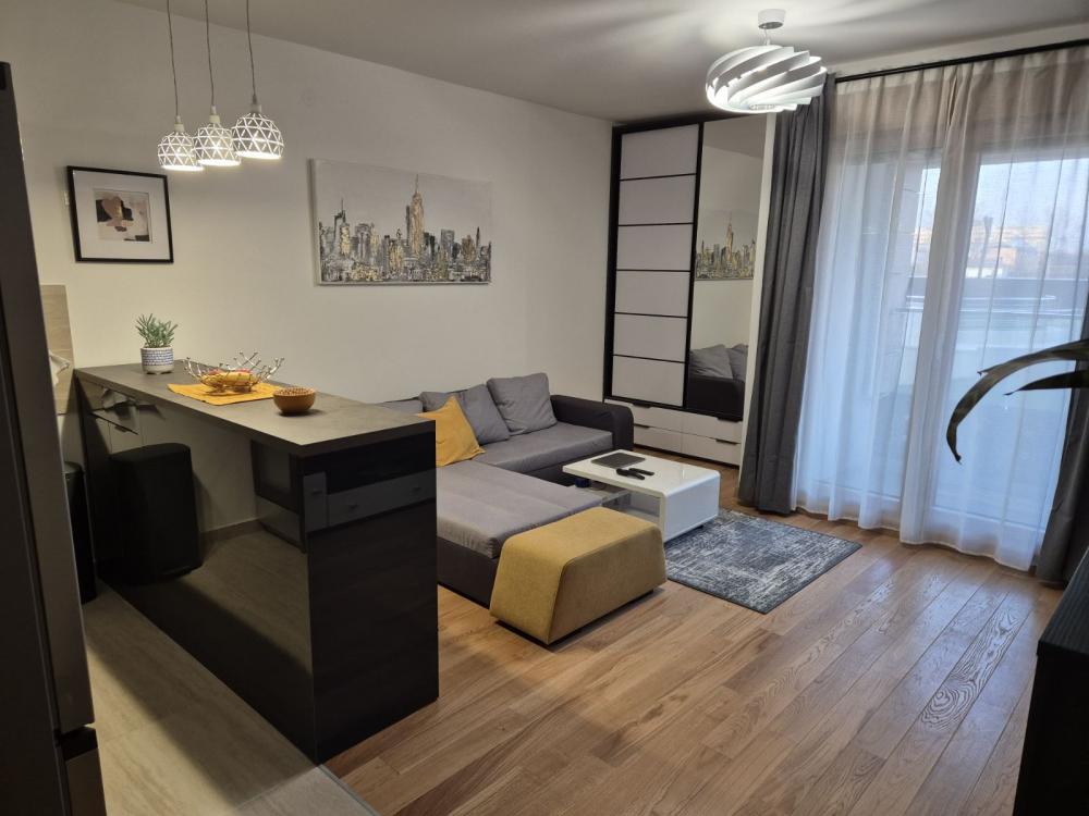 Izdaje se lux stan,Wellport kuli ID#19225
650 €
