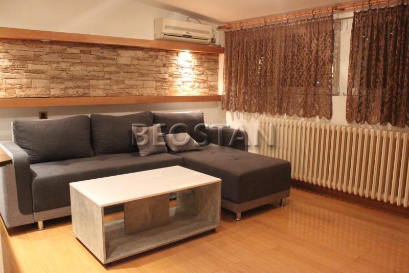 Novi Beograd - Fontana #58143
600 €