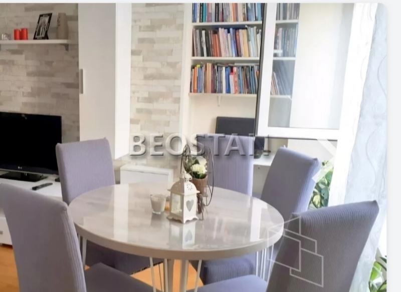 Novi Beograd - Dr ivana ribara #67018
750 €