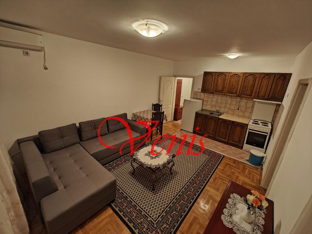 GRBAVICA ul. Danila Kiša 40 m2 – 350 Evra ID#2719
350 €