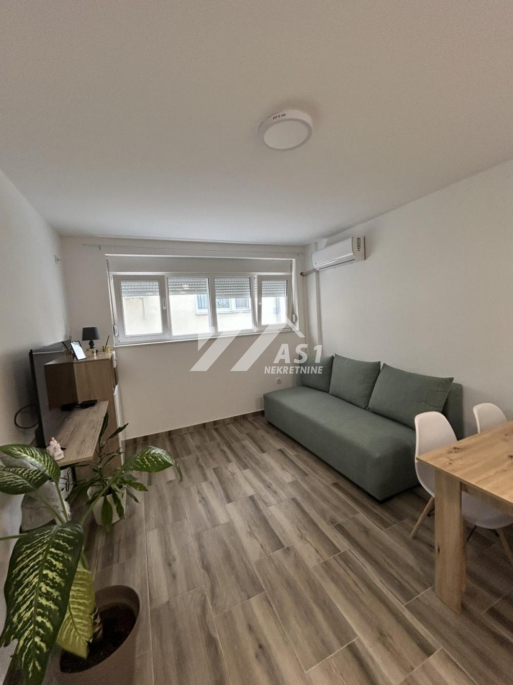 Komplet namešten Adice ID#6461
76.250 €