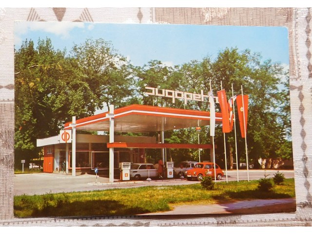 Zastava 750 - fića - Jugopetrol pumpa Palić