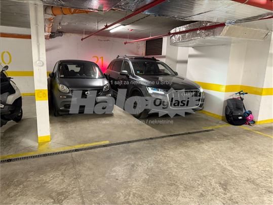 Vracar-vlasnik Cerska 105 parking mesto