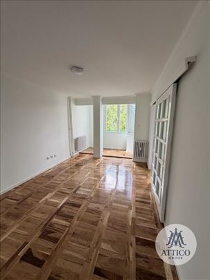 Dvosoban stan 47m² – Adamovićevo naselje, 1. sprat