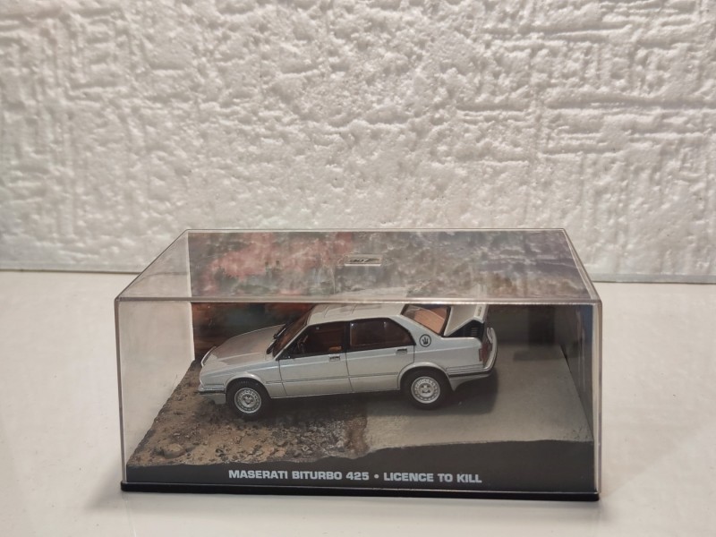 Ixo Altaya James Bond 007 Maserati Biturbo 424 1:43